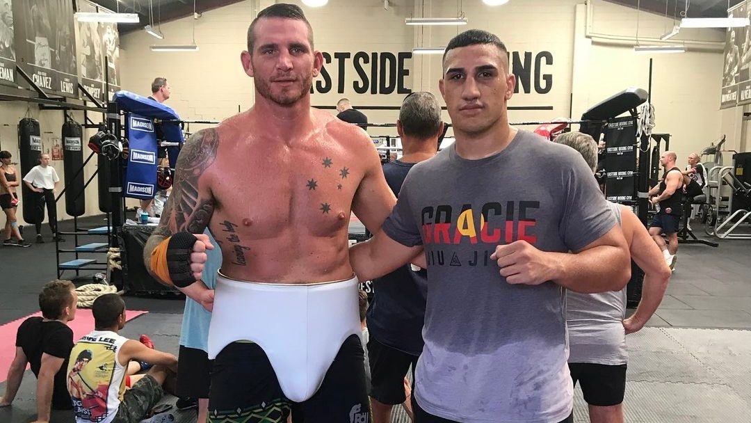 Aussie Heavyweight Demsey McKean To Be Trained By Tony Sims