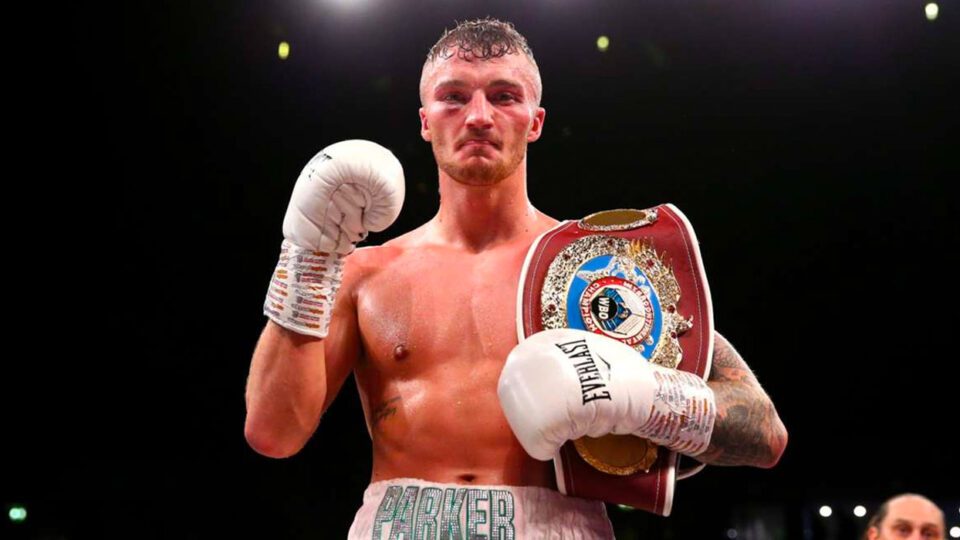 Zach Parker Says He Knows How To Beat Canelo: "He's On A Downward Spiral"