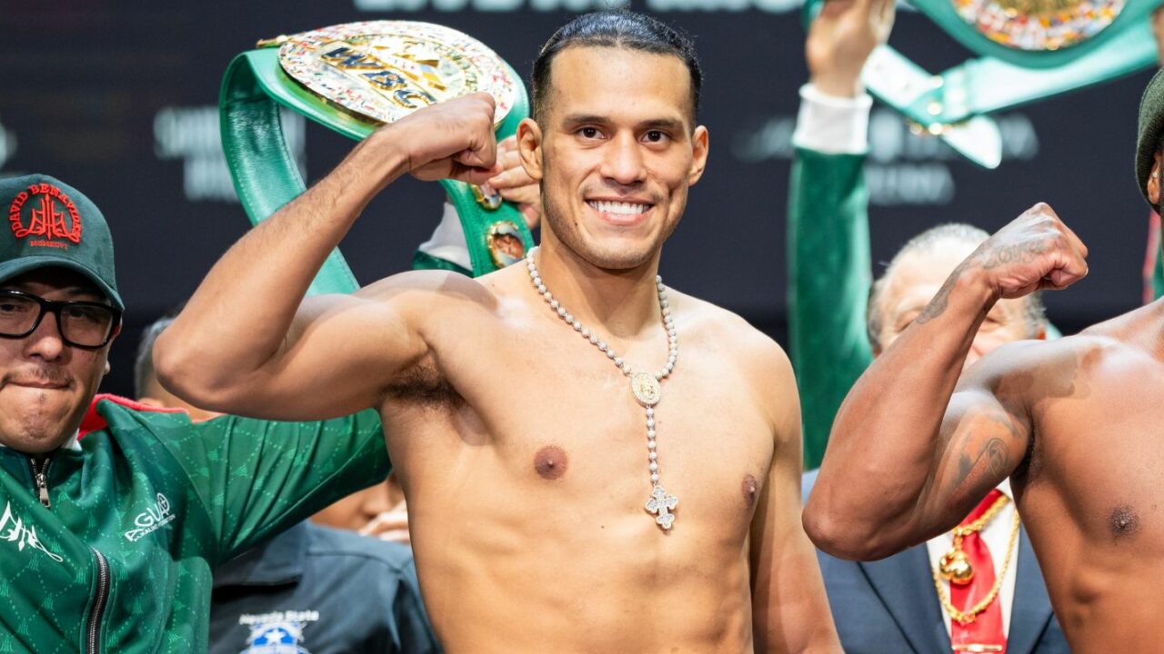 Undefeated World Champion Says He'll Fight David Benavidez 'No Problem'
